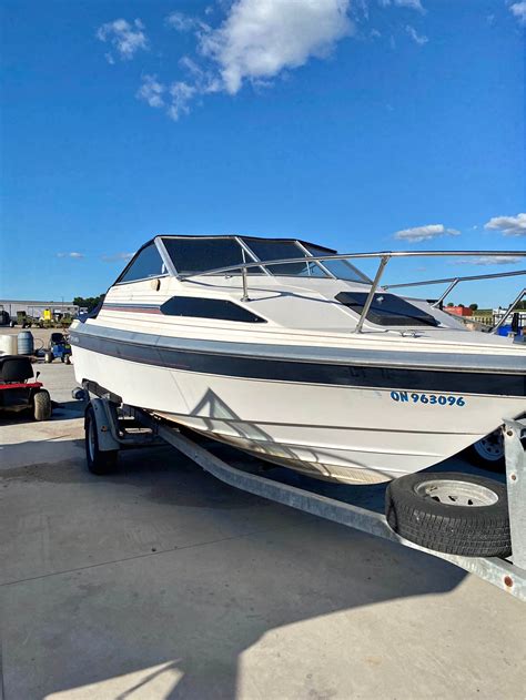 1985 Bayliner Capri 24