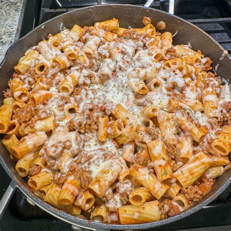 Cheesy Beef Rigatoni Recipe