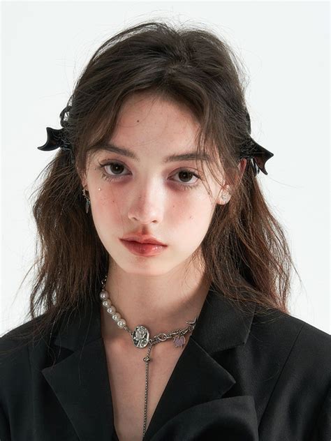 Pin By 波 张 On 女头 Face Photography Makeup Looks Face Drawing Reference