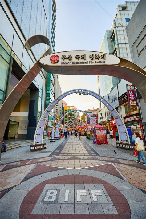 남포동 Biff 거리 관광 정보와 주변 관광 명소 및 근처 맛집 여행 정보