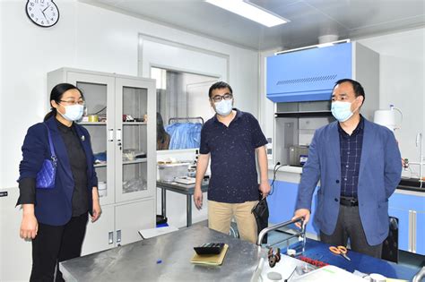 校领导检查新学期实验室开学准备工作 山东科技大学新闻网