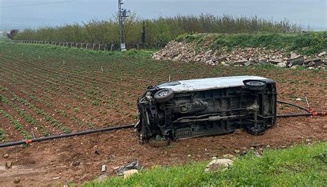 Gaziantepte feci kaza araba ikiye bölündü ölü yaralı