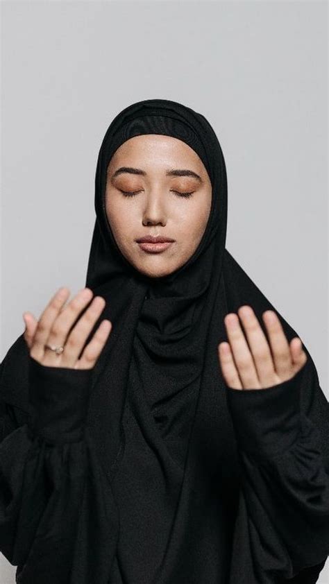 Bacaan Niat Sholat Sunnah Sebelum Dzuhur Lengkap Disertai Artinya