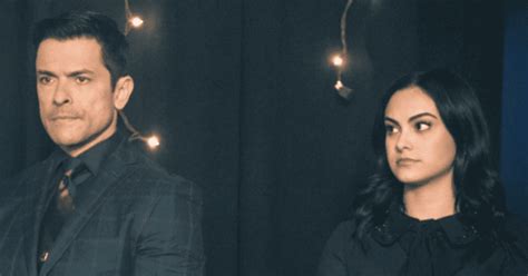 Riverdale Season 5 Who Is Chad Gekko Veronica Lodges Neurotic