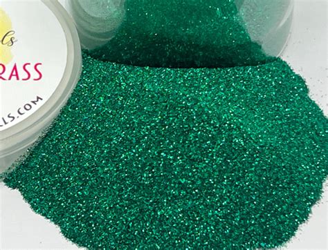 Micro Sea Grass Red Rock Glitter Girls