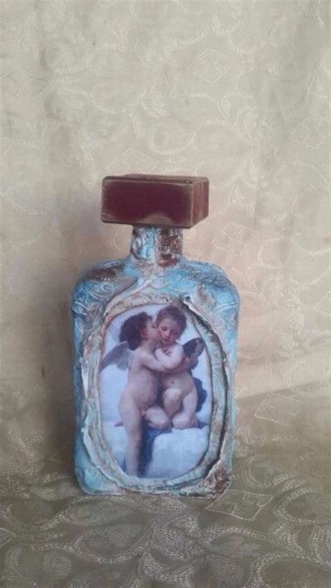 How To Decorate Glass Bottles With Decoupage Diy Recycle With Art