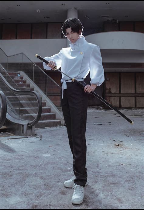 Action Pose Reference Human Poses Reference Action Poses Pose