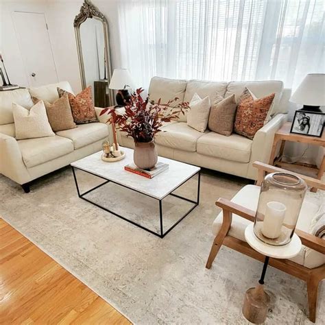 Modern Burgundy And Orange Fall Décor Idea Soul And Lane