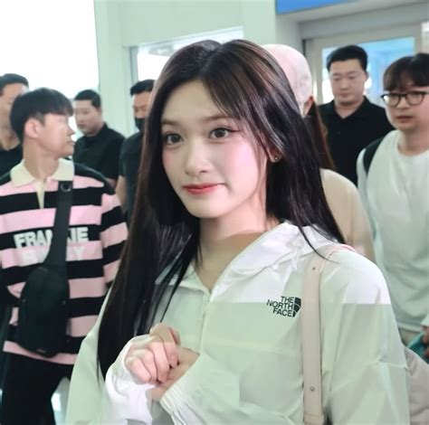 울 떠 새로운 모에화 떴네 연예인잡담 에펨코리아