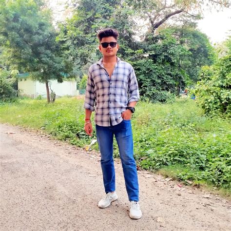 Roshann⚡ Hum Bhi Sikh Hi Lete Hai Abh😂💎 Instagram
