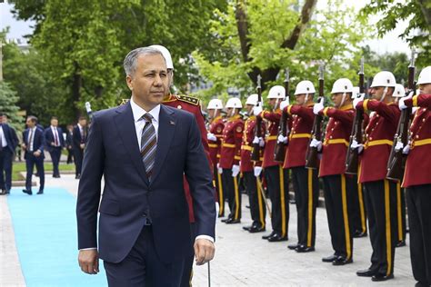 Ali Yerlikaya kimdir Ali Yerlikaya kaç yaşında nereli