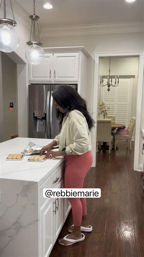 Stay At Home Mom Aesthetic Crunchy Mom Aesthetic Cool Mom Aesthetic