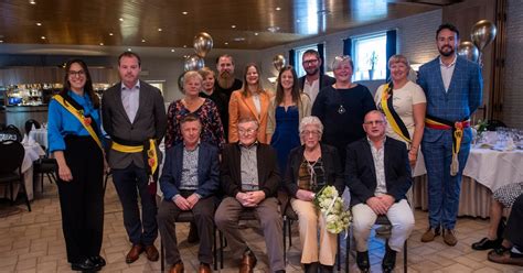André 85 En Madeleine 83 Vieren 60ste Huwelijksverjaardag Laarne Hln Be