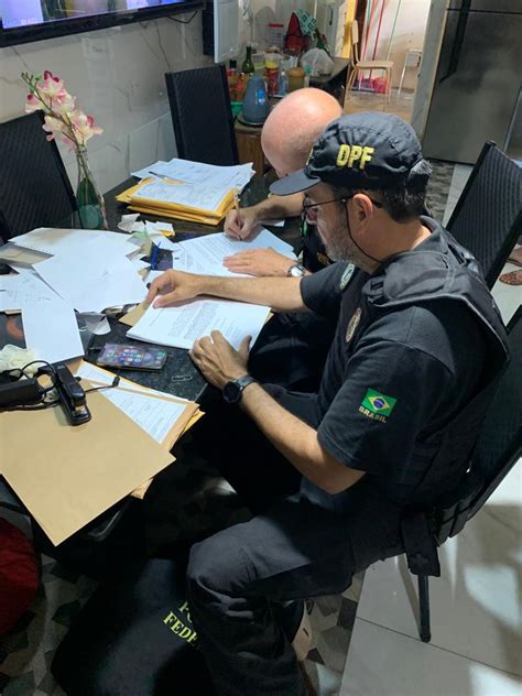 Pf Deflagra Operação Dupla Identidade Para Investigar A Obtenção