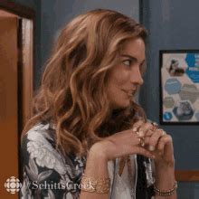 Alexis Rose Schitts Creek Gif Alexis Rose Schitts Creek Fu Discover Share Gifs