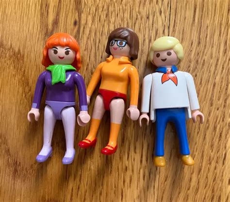 Lot De Figurines Playmobil Scooby Doo Velma Daphne Fred Pls Lire Eur 15