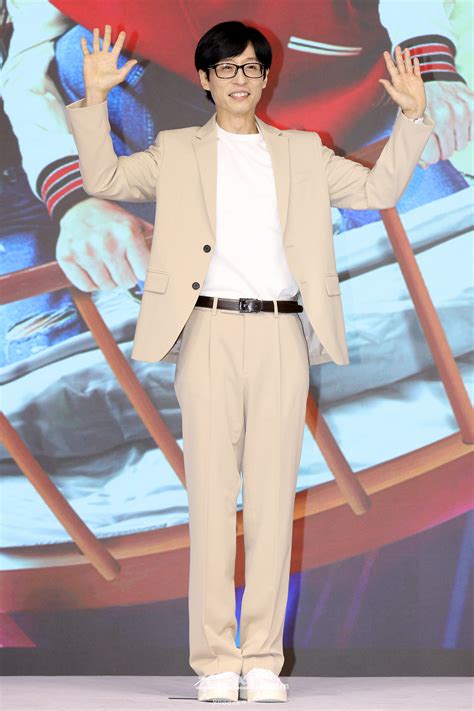 덕샷 유재석 국민 Mc의 미소