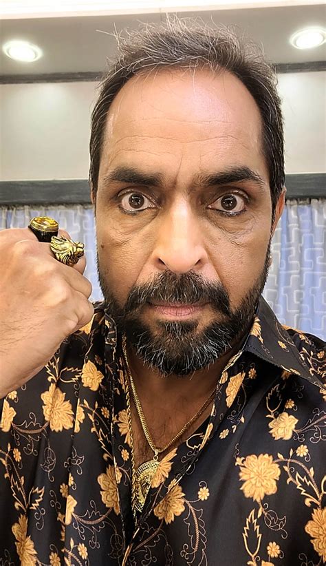 Actor Vishwajeet Pradhan Shoots For An Ad After Three Decade Hello