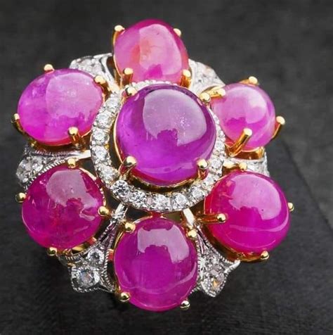 Mya ဟုတ်တယ် ဟုတ်တယ် စာသားလေးတွေ သိတ်ကောင်းလို့ ကော်ပီယူလာတာ ကိုယ်ကို အဖက်မလုပ်ပေမဲ့ ကျမက အမြဲ