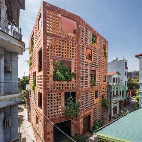 Gardens Link Living Spaces In Ha House By Vo Trong Nghia Architects