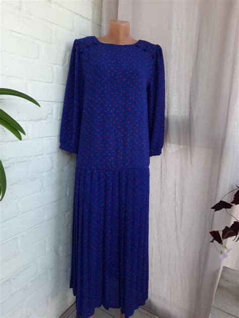 Чудова ретро сукня — ціна 199 грн у каталозі Довгі сукні Купити жіночі речі за доступною ціною