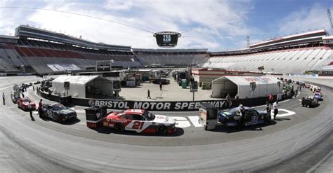 Bristol Motor Speedway Expected To House 30000 Fans For Nascar Playoff