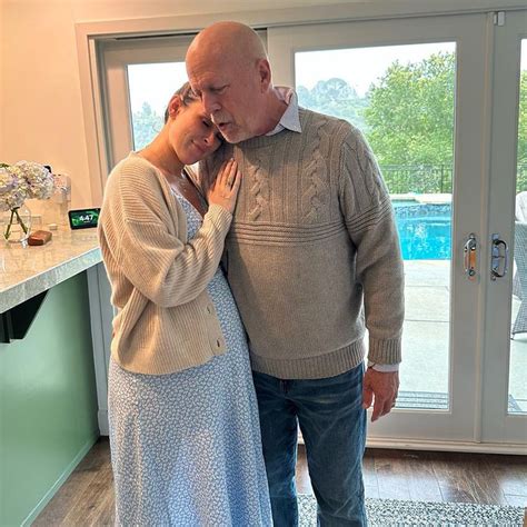 Bruce Willis Is No Longer Able” To Communicate Verbally Bright Side