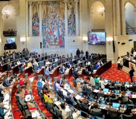 El Ejecutivo Está Elaborando Una Nueva Propuesta De Reforma Sanitaria
