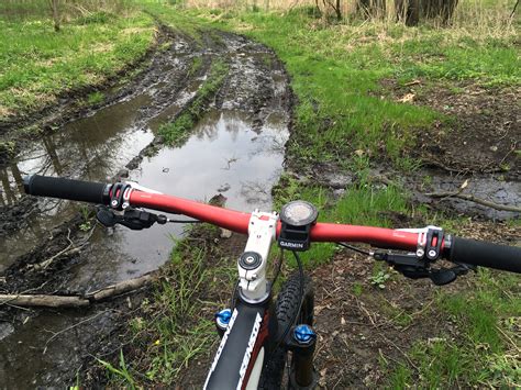 Mapy a navigace s Fénix X Mapové podklady a volba cíle cesty Život s Garminem