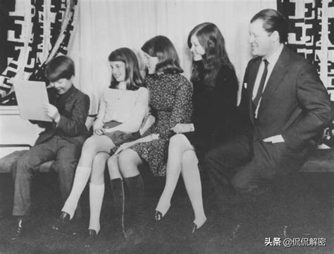 戴安娜王妃年輕時的老照片，在那個沒有ps的年代，卻美得如此驚艷 每日頭條
