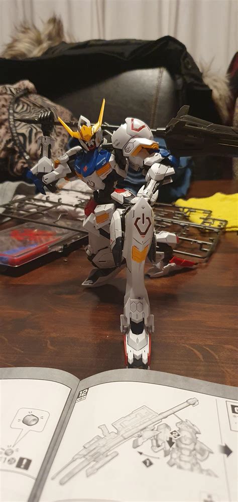 Building Gunpla Is One Thing But Getting An Awesome Pose Is Hard Any