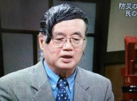 第三者の厳しいご指摘によると、適切ではないが違法とはいえない、との結論。 写真で一言ボケてbokete ボケて