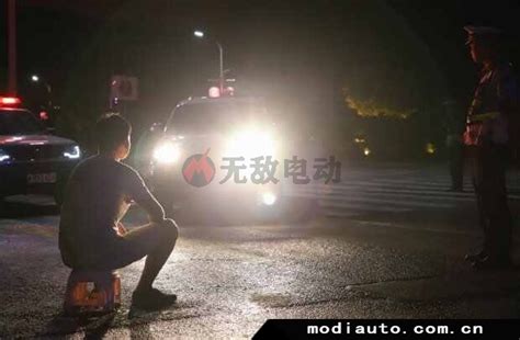 远光灯和近光灯怎么开近光灯和远光灯标志图 无敌电动