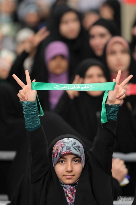 عکس دیدار رهبر انقلاب با دانش‌آموزان و دانشجویان تابناک Tabnak