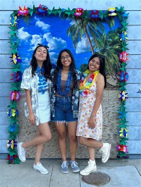 What To Wear To A Beach Themed Dance