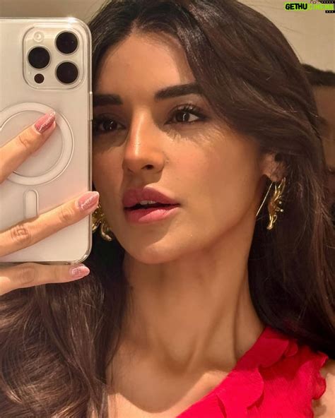 Sadia Khan Wiki Biography Age Gallery Spouse And More