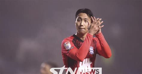 백승호 영국 무대 연착륙 분위기 2경기 연속 출전버밍엄은 0 2 패배 가장 빛나는 선수 뛰어난 엔진 보유