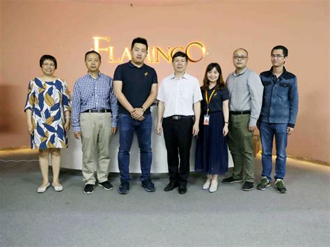 火烈鸟网络与广东工业大学举行联合培养研究生示范基地揭牌仪式火烈鸟网络flamingo Network