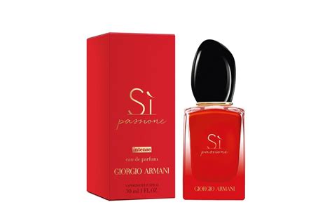 Sì Passione Intense Giorgio Armani аромат — новый аромат для женщин 2020