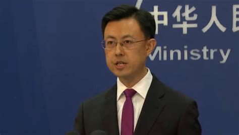 特朗普列举政府“离谱开支”根本念不完 边念边吐槽腾讯新闻