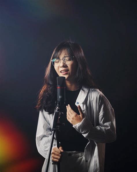 10 Potret Manis Misellia Ikwan Penyanyi Muda Idola Remaja