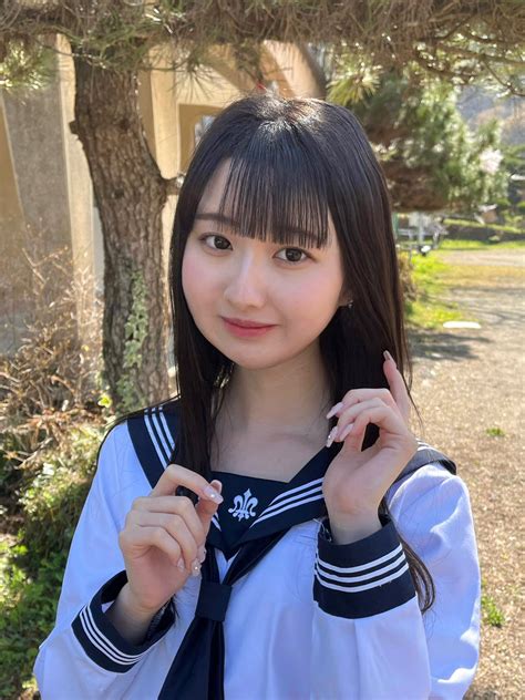 星乃みれい On Twitter 学校撮影会ありがとうございましたー！！ 4時半起きで寝不足の顔😇😇