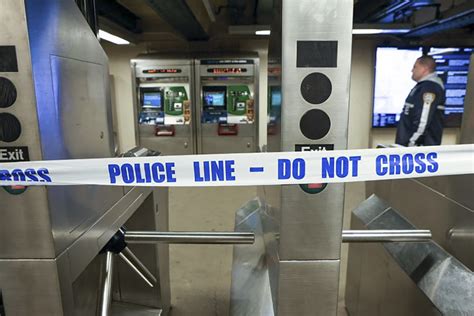 紐約地鐵站槍擊至少1死5傷 槍手在逃事前車廂曾爆爭執 星島日報