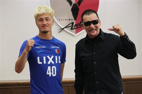 「ヒールを演じているんですよ」鹿島fw鈴木優磨に“黒のカリスマ”蝶野正洋が明かした「ワルの本音」“代名詞ケンカキック”も伝授？ Jリーグ