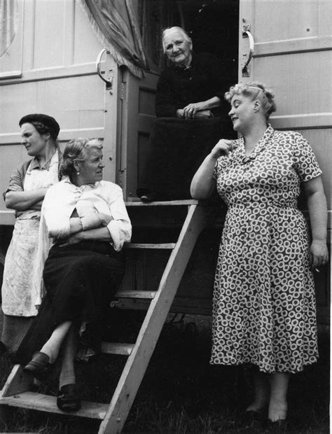 Margery Allingham — Golden Duck