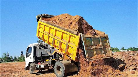 Dump Truk Isuzu Macan Bak Besar Jomplang Muatan YouTube