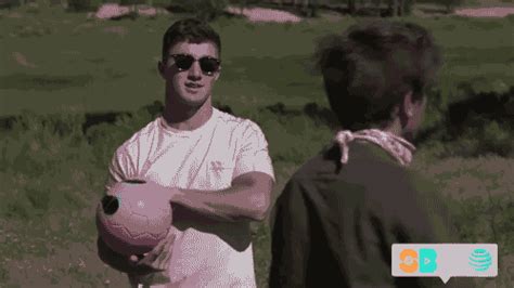 Summer Headshake  By Summerbreak Find And Share On Giphy