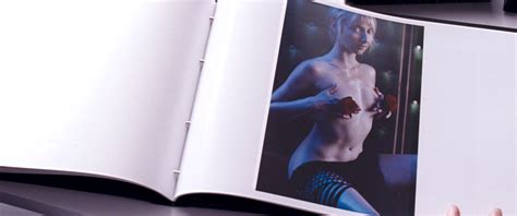 Naked Audrey Lamy In Plan De Table