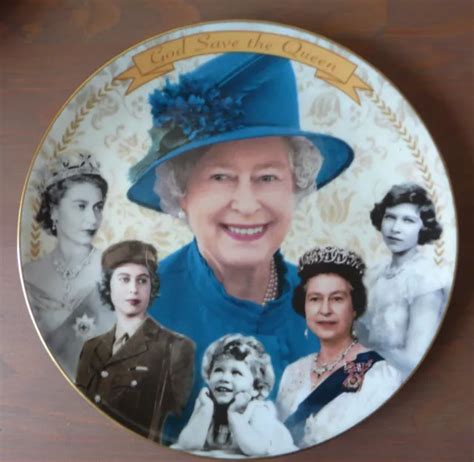 Royal Worcester Queen Elizabeth Ii God Save The Queen Plate Ltd