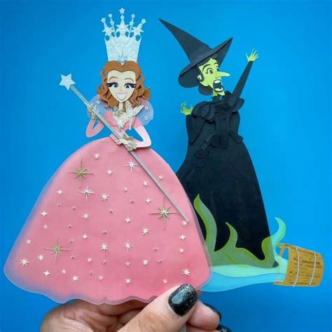 تصویرسازی جادوگر های محبوب فیلم ها با استفاده از کاغذهای رنگی